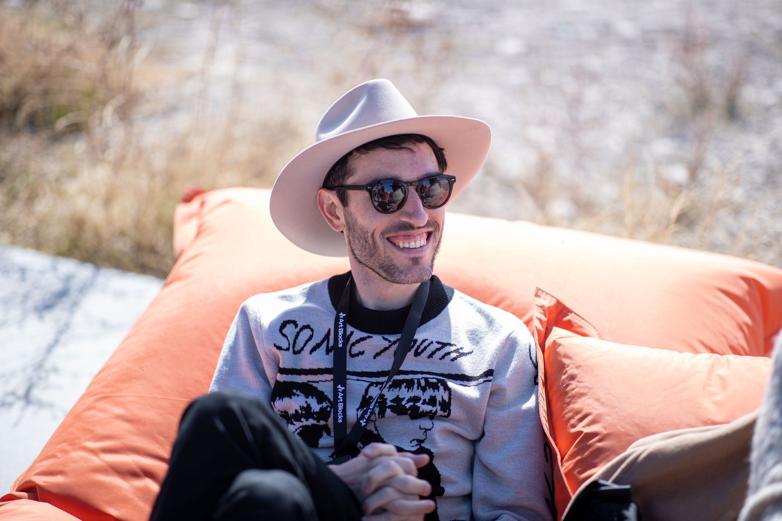 Tyler Hobbs | Art Blocks